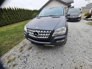 Grey Mercedes-Benz ML 300 2011 in Kaunas, with an engine capacity of 3.00 L and mileage of 300 thousand km for 5050 €, photo 3 on AUTOMOTO.COM.LV