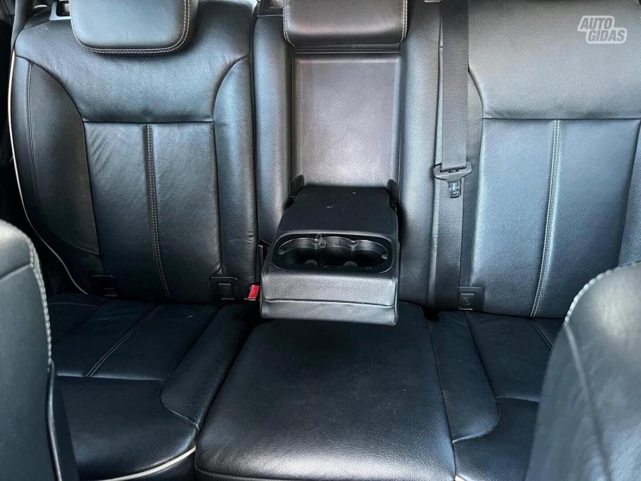 Grey Mercedes-Benz ML 300 2011 in Kaunas, with an engine capacity of 3.00 L and mileage of 326 thousand km for 8800 €, photo 13 on AUTOMOTO.COM.LV