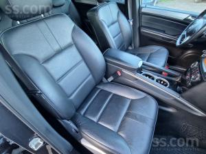 Pelēks Mercedes-Benz ML 300 2011 Preiļi, ar dzinēja tilpumu 3.00 L un nobraukumu 0 tūkst. km par 9150 €, foto 18 vietnē AUTOMOTO.COM.LV