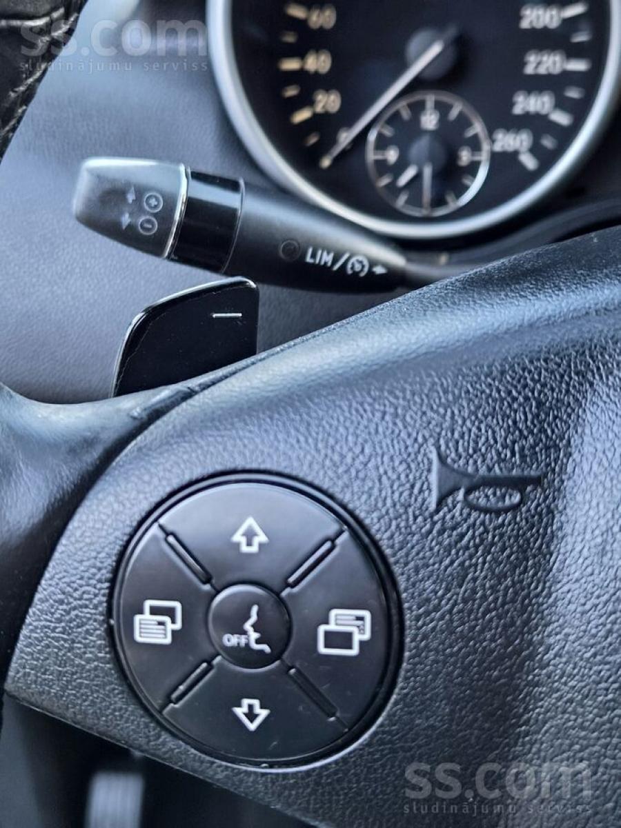 Pelēks Mercedes-Benz ML 300 2011 Preiļi, ar dzinēja tilpumu 3.00 L un nobraukumu 0 tūkst. km par 9150 €, foto 22 vietnē AUTOMOTO.COM.LV