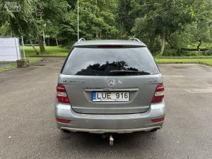 Pelēks Mercedes-Benz ML 300 2011 Kretinga, ar dzinēja tilpumu 3.00 L un nobraukumu 338 tūkst. km par 7200 €, foto 6 vietnē AUTOMOTO.COM.LV