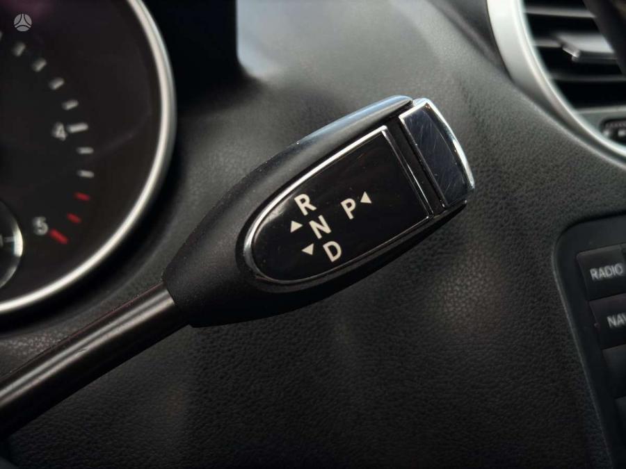 Grey Mercedes-Benz ML 300 2011 in Klaipeda, with an engine capacity of 3.00 L and mileage of 338 thousand km for 8999 €, photo 18 on AUTOMOTO.COM.LV