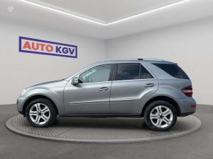 Grey Mercedes-Benz ML 300 2011 in Klaipeda, with an engine capacity of 3.00 L and mileage of 338 thousand km for 8999 €, photo 3 on AUTOMOTO.COM.LV
