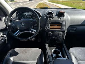 White Mercedes-Benz ML 300 2011 in Jonava, with an engine capacity of 3.00 L and mileage of 262 thousand km for 8000 €, photo 7 on AUTOMOTO.COM.LV