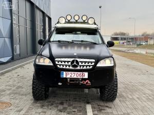 Melns Mercedes-Benz ML 320 2000 Šilutė, ar dzinēja tilpumu 3.20 L un nobraukumu 230 tūkst. km par 2450 €, foto 5 vietnē AUTOMOTO.COM.LV