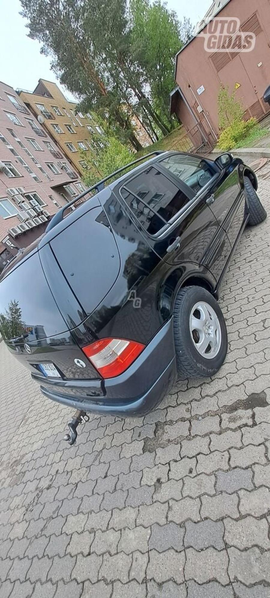 Melns Mercedes-Benz ML 320 2002 Viļņa, ar dzinēja tilpumu 3.20 L un nobraukumu 253 tūkst. km par 1500 €, foto 5 vietnē AUTOMOTO.COM.LV