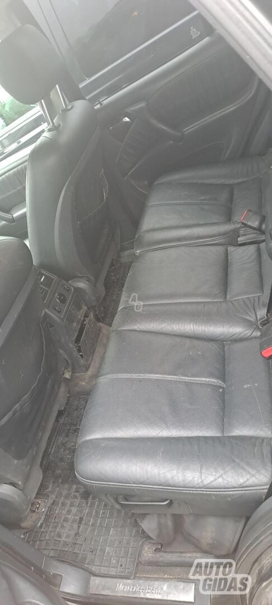 Melns Mercedes-Benz ML 320 2002 Viļņa, ar dzinēja tilpumu 3.20 L un nobraukumu 253 tūkst. km par 1500 €, foto 8 vietnē AUTOMOTO.COM.LV