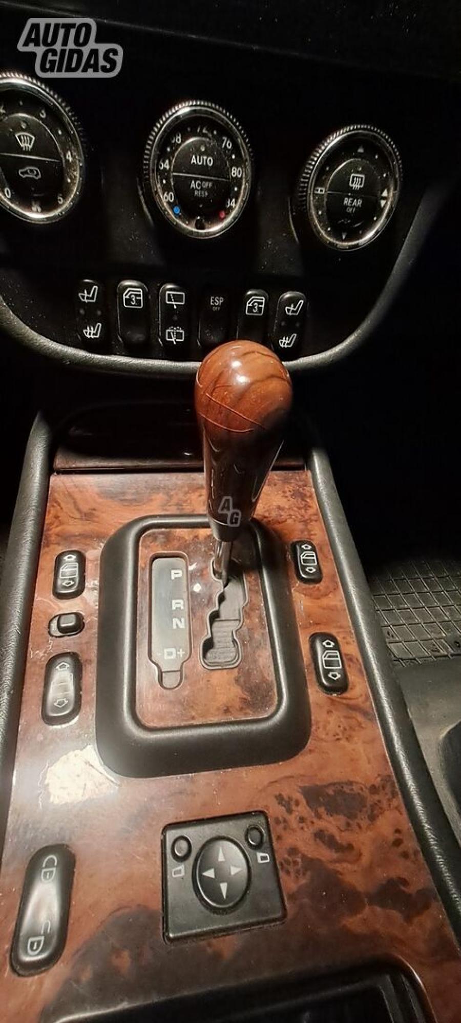 Melns Mercedes-Benz ML 320 2002 Viļņa, ar dzinēja tilpumu 3.20 L un nobraukumu 253 tūkst. km par 1500 €, foto 9 vietnē AUTOMOTO.COM.LV