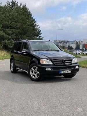 Black Mercedes-Benz ML 320 2002 in Vilnius, with an engine capacity of 3.20 L and mileage of 290 thousand km for 1450 €, photo  on AUTOMOTO.COM.LV