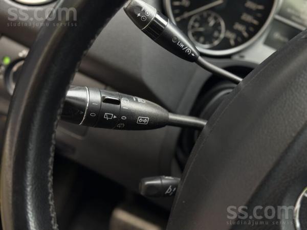 Melns Mercedes-Benz ML 320 2005 Rīga, ar dzinēja tilpumu 3.00 L un nobraukumu 502 tūkst. km par 3900 €, foto 11 vietnē AUTOMOTO.COM.LV
