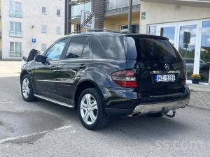 Черный Мерседес МЛ 320 2005 в Рига, объемом двигателя 3.00 л и пробегом 290 тыс. км за 4500 €, фото 7 на AUTOMOTO.COM.LV