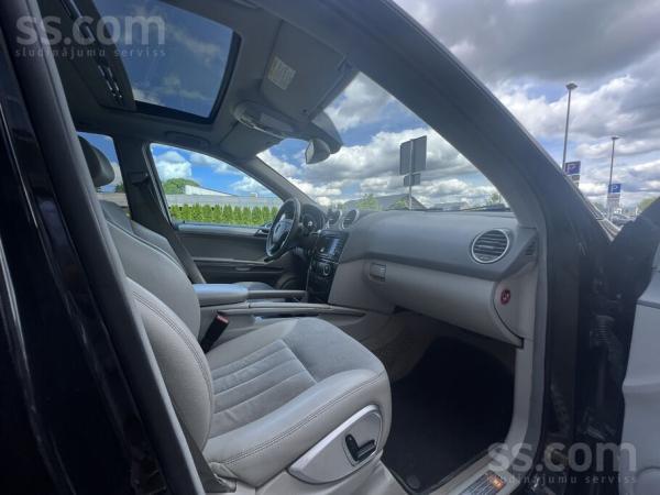 Melns Mercedes-Benz ML 320 2005 Rīga, ar dzinēja tilpumu 3.00 L un nobraukumu 290 tūkst. km par 4500 €, foto 9 vietnē AUTOMOTO.COM.LV