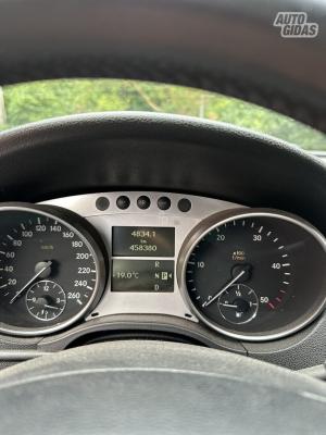 Melns Mercedes-Benz ML 320 2005 Pakruojis, ar dzinēja tilpumu 3.00 L un nobraukumu 458 tūkst. km par 3100 €, foto 7 vietnē AUTOMOTO.COM.LV