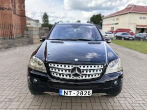 Melns Mercedes-Benz ML 320 2005 Rēzekne, ar dzinēja tilpumu 3.00 L un nobraukumu 0 tūkst. km par 4580 €, foto 3 vietnē AUTOMOTO.COM.LV
