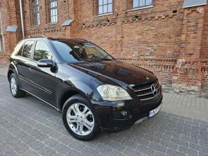 Melns Mercedes-Benz ML 320 2005 Kauņa, ar dzinēja tilpumu 2.99 L un nobraukumu 360 tūkst. km par 3750 €, foto 7 vietnē AUTOMOTO.COM.LV