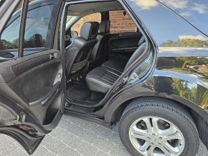 Melns Mercedes-Benz ML 320 2005 Kauņa, ar dzinēja tilpumu 2.99 L un nobraukumu 360 tūkst. km par 3750 €, foto 18 vietnē AUTOMOTO.COM.LV