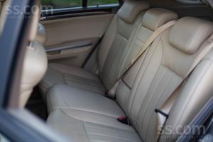 Black Mercedes-Benz ML 320 2005 in Riga, with an engine capacity of 3.00 L and mileage of 365 thousand km for 5790 €, photo 11 on AUTOMOTO.COM.LV