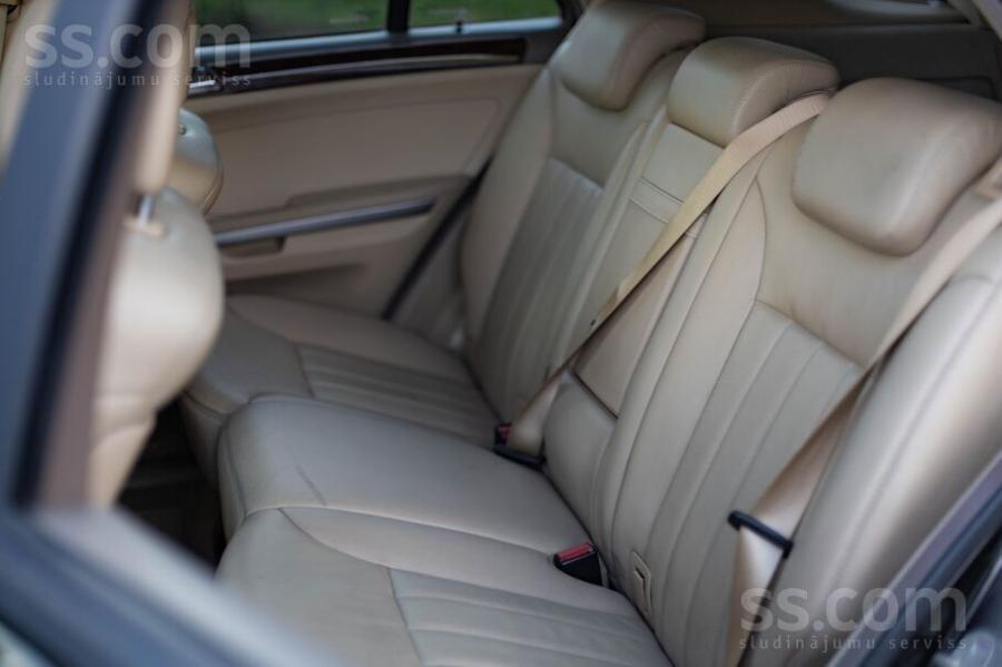 Black Mercedes-Benz ML 320 2005 in Riga, with an engine capacity of 3.00 L and mileage of 365 thousand km for 5790 €, photo 11 on AUTOMOTO.COM.LV
