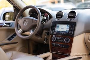 Black Mercedes-Benz ML 320 2005 in Riga, with an engine capacity of 3.00 L and mileage of 365 thousand km for 5790 €, photo 25 on AUTOMOTO.COM.LV
