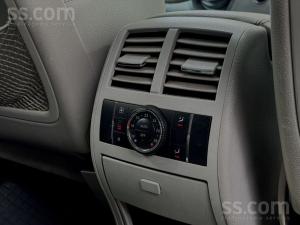 Melns Mercedes-Benz ML 320 2005 Tukums, ar dzinēja tilpumu 3.00 L un nobraukumu 342 tūkst. km par 3700 €, foto 8 vietnē AUTOMOTO.COM.LV