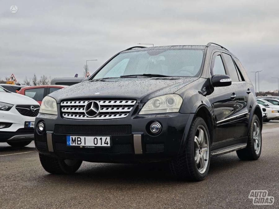 Black Mercedes-Benz ML 320 2006 in Vilnius, with an engine capacity of 3.00 L and mileage of 366 thousand km for 7500 €, photo 3 on AUTOMOTO.COM.LV