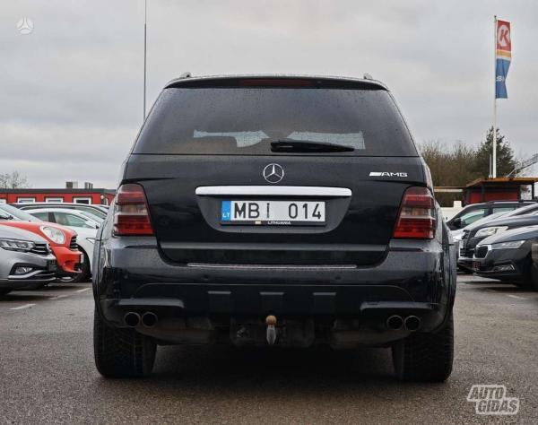 Black Mercedes-Benz ML 320 2006 in Vilnius, with an engine capacity of 3.00 L and mileage of 366 thousand km for 7500 €, photo 6 on AUTOMOTO.COM.LV
