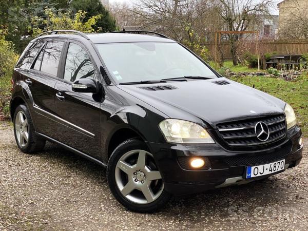 Melns Mercedes-Benz ML 320 2006 Rīga, ar dzinēja tilpumu 3.00 L un nobraukumu 288 tūkst. km par 6500 €, foto 3 vietnē AUTOMOTO.COM.LV