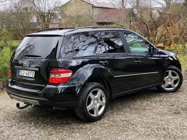Melns Mercedes-Benz ML 320 2006 Rīga, ar dzinēja tilpumu 3.00 L un nobraukumu 288 tūkst. km par 6500 €, foto 7 vietnē AUTOMOTO.COM.LV