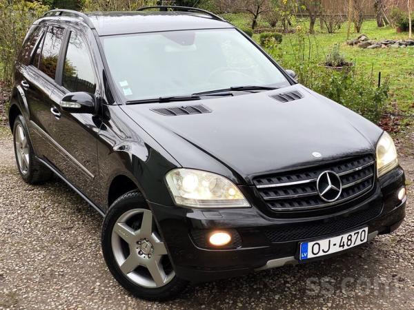 Melns Mercedes-Benz ML 320 2006 Rīga, ar dzinēja tilpumu 3.00 L un nobraukumu 288 tūkst. km par 6500 €, foto 4 vietnē AUTOMOTO.COM.LV