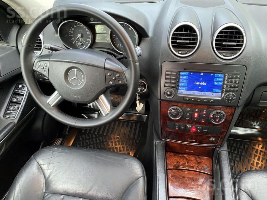 Melns Mercedes-Benz ML 320 2006 Rīga, ar dzinēja tilpumu 3.00 L un nobraukumu 288 tūkst. km par 6500 €, foto 15 vietnē AUTOMOTO.COM.LV