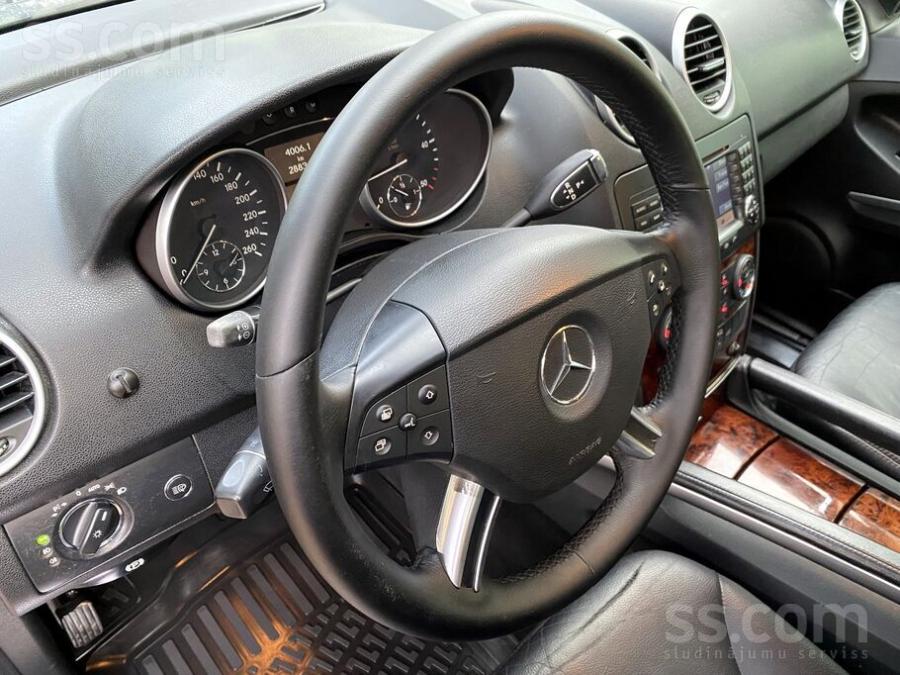 Melns Mercedes-Benz ML 320 2006 Rīga, ar dzinēja tilpumu 3.00 L un nobraukumu 288 tūkst. km par 6500 €, foto 16 vietnē AUTOMOTO.COM.LV