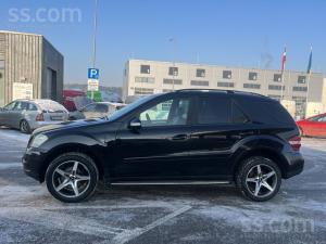 Black Mercedes-Benz ML 320 2006 in Riga, with an engine capacity of 3.00 L and mileage of 350 thousand km for 5100 €, photo  on AUTOMOTO.COM.LV