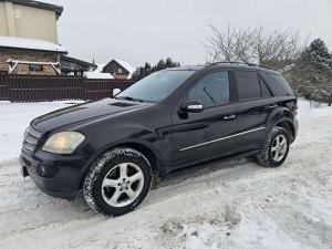 Black Mercedes-Benz ML 320 2006 in Kaunas, with an engine capacity of 3.00 L and mileage of 264 thousand km for 4800 €, photo 13 on AUTOMOTO.COM.LV