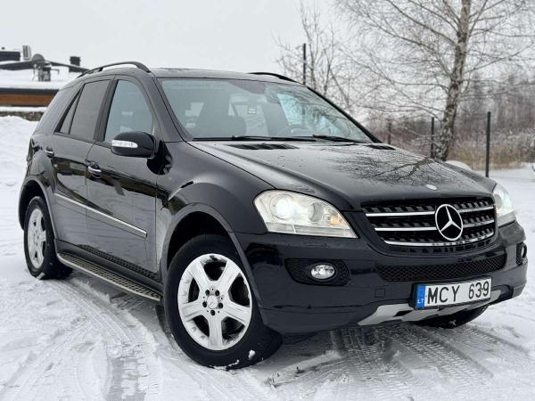 Melns Mercedes-Benz ML 320 2006 Kauņa, ar dzinēja tilpumu 3.00 L un nobraukumu 343 tūkst. km par 4950 €, foto 1 vietnē AUTOMOTO.COM.LV