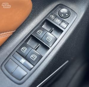 Melns Mercedes-Benz ML 320 2006 Šauļi, ar dzinēja tilpumu 3.00 L un nobraukumu 439 tūkst. km par 3450 €, foto 20 vietnē AUTOMOTO.COM.LV