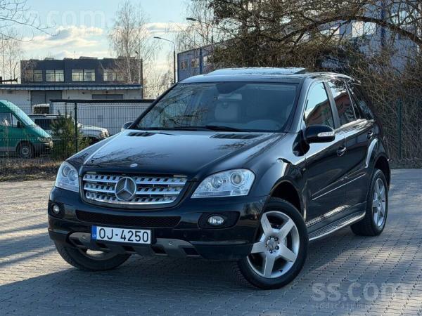 Черный Мерседес МЛ 320 2006 в Рига, объемом двигателя 3.00 л и пробегом 0 тыс. км за 4790 €, фото 1 на AUTOMOTO.COM.LV