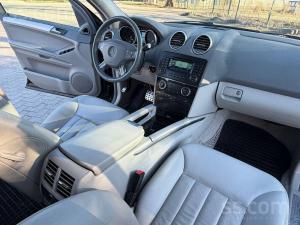 Melns Mercedes-Benz ML 320 2006 Rīga, ar dzinēja tilpumu 3.00 L un nobraukumu 0 tūkst. km par 4790 €, foto 22 vietnē AUTOMOTO.COM.LV