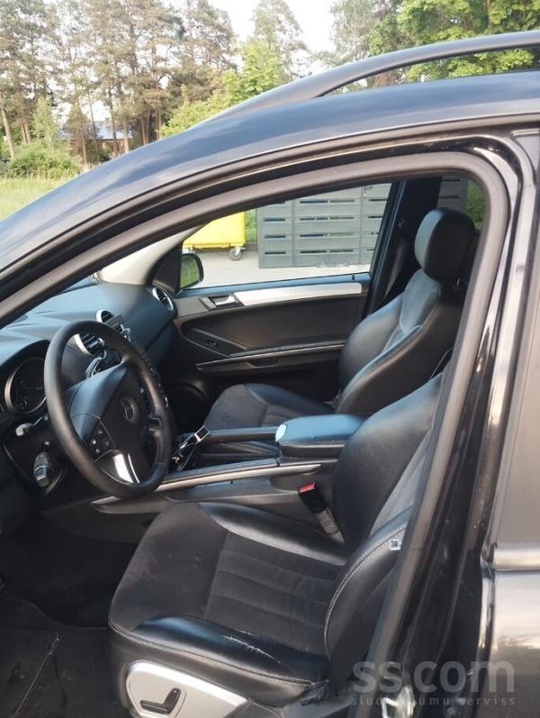 Melns Mercedes-Benz ML 320 2006 Jēkabpils, ar dzinēja tilpumu 3.00 L un nobraukumu 310 tūkst. km par 4800 €, foto 7 vietnē AUTOMOTO.COM.LV