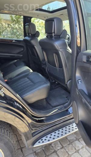 Melns Mercedes-Benz ML 320 2006 Rīga, ar dzinēja tilpumu 3.00 L un nobraukumu 284 tūkst. km par 7500 €, foto 13 vietnē AUTOMOTO.COM.LV