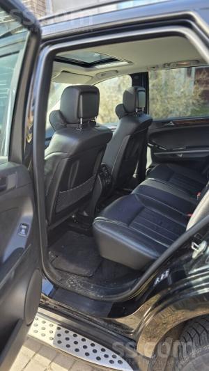 Melns Mercedes-Benz ML 320 2006 Rīga, ar dzinēja tilpumu 3.00 L un nobraukumu 284 tūkst. km par 7500 €, foto 17 vietnē AUTOMOTO.COM.LV