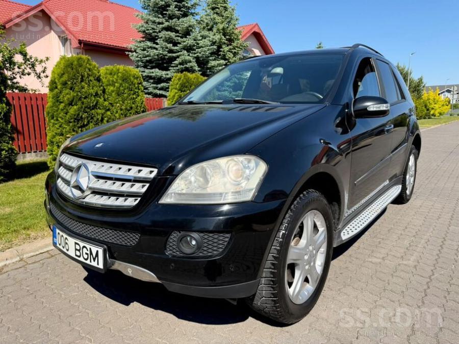 Черный Мерседес МЛ 320 2006 в Рига, объемом двигателя 3.00 л и пробегом 320 тыс. км за 4900 €, фото 8 на AUTOMOTO.COM.LV