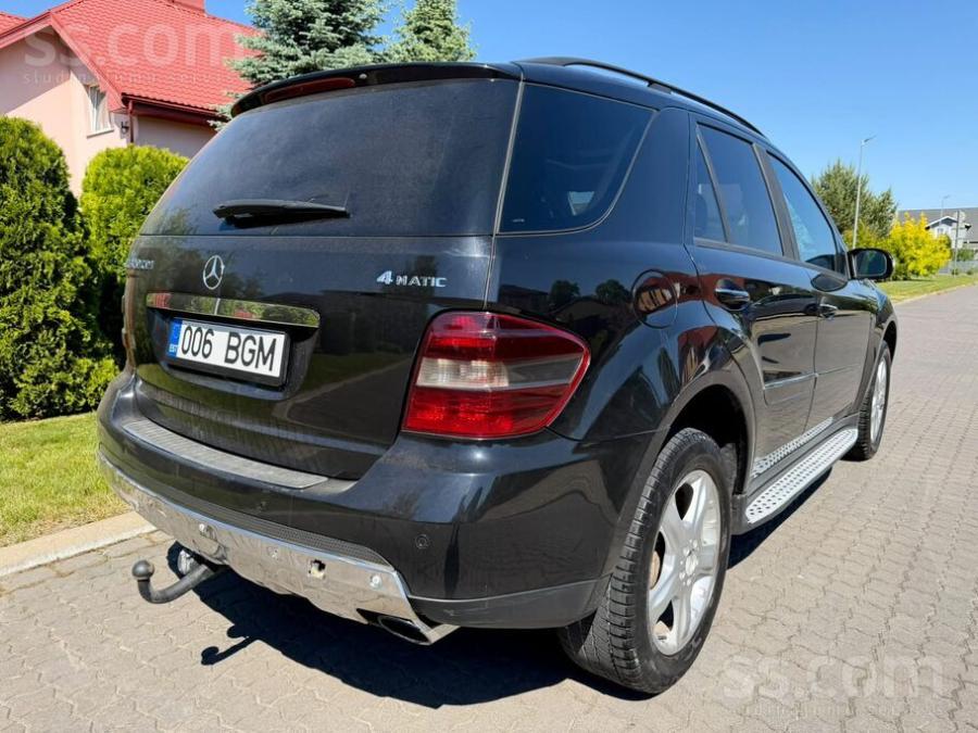 Черный Мерседес МЛ 320 2006 в Рига, объемом двигателя 3.00 л и пробегом 320 тыс. км за 4900 €, фото 9 на AUTOMOTO.COM.LV