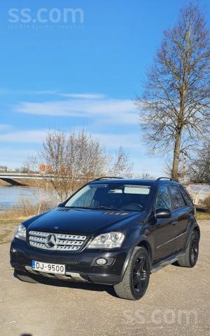 Черный Мерседес МЛ 320 2006 в Даугавпилс, объемом двигателя 3.00 л и пробегом 341 тыс. км за 5100 €, фото 5 на AUTOMOTO.COM.LV