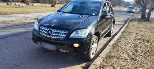 Черный Мерседес МЛ 320 2006 в Вильнюс, объемом двигателя 3.00 л и пробегом 250 тыс. км за 4000 €, фото 4 на AUTOMOTO.COM.LV