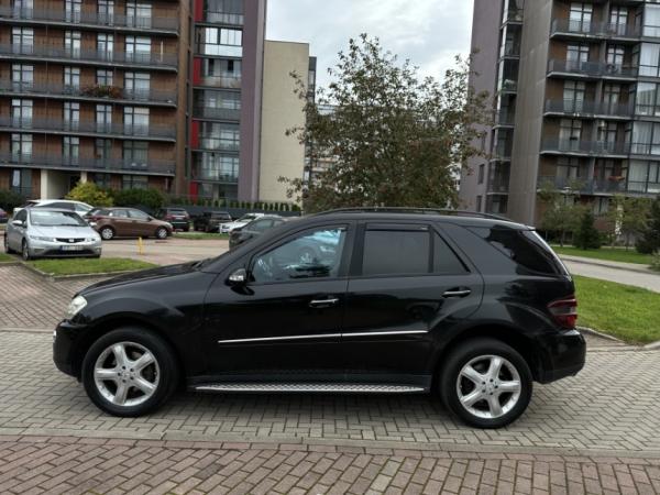 Черный Мерседес МЛ 320 2006 в Рига, объемом двигателя 3.00 л и пробегом 318 тыс. км за 5390 €, фото 3 на AUTOMOTO.COM.LV