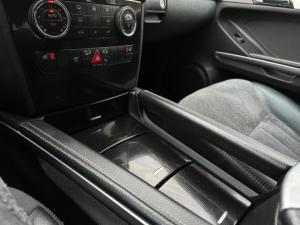 Черный Мерседес МЛ 320 2006 в Рига, объемом двигателя 3.00 л и пробегом 318 тыс. км за 5390 €, фото 19 на AUTOMOTO.COM.LV