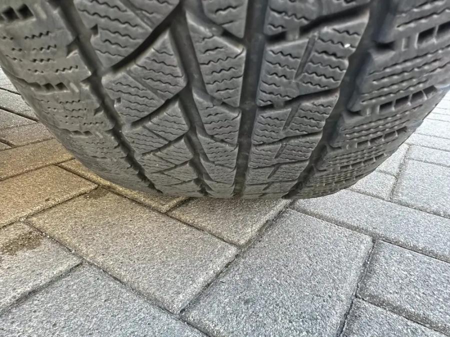 Black Mercedes-Benz ML 320 2006 in Riga, with an engine capacity of 3.00 L and mileage of 336 thousand km for 5490 €, photo 18 on AUTOMOTO.COM.LV