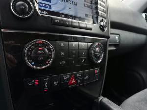 Melns Mercedes-Benz ML 320 2006 Rīga, ar dzinēja tilpumu 3.00 L un nobraukumu 379 tūkst. km par 4890 €, foto 18 vietnē AUTOMOTO.COM.LV