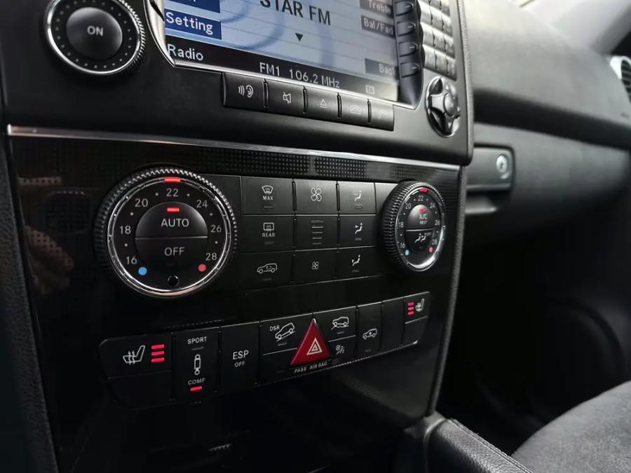 Melns Mercedes-Benz ML 320 2006 Rīga, ar dzinēja tilpumu 3.00 L un nobraukumu 379 tūkst. km par 4890 €, foto 18 vietnē AUTOMOTO.COM.LV