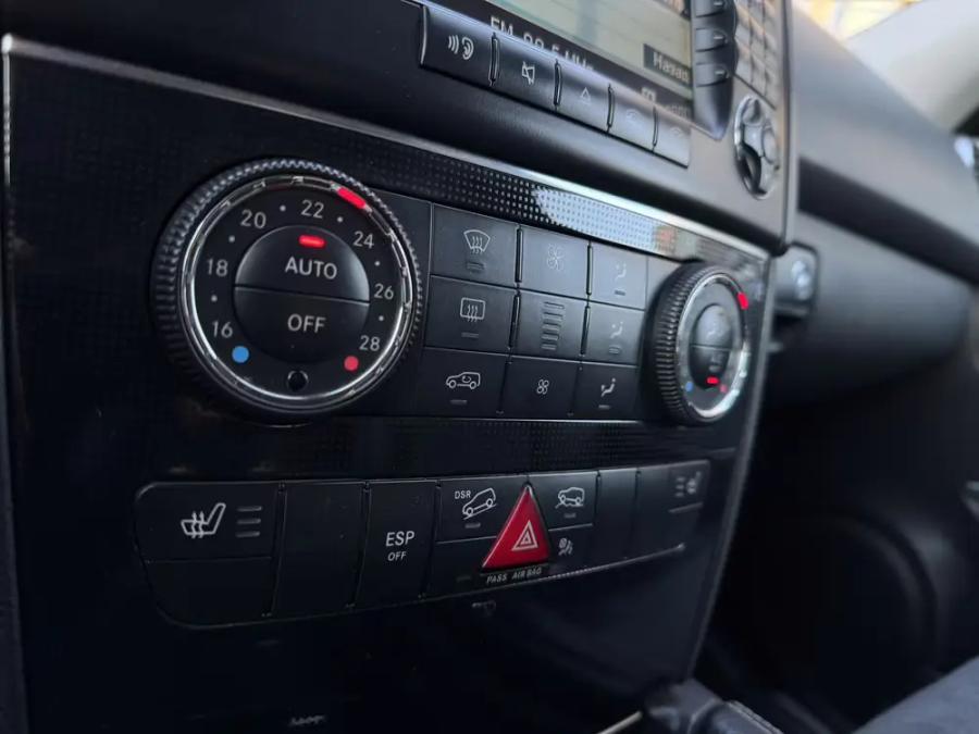 Melns Mercedes-Benz ML 320 2006 Rīga, ar dzinēja tilpumu 3.00 L un nobraukumu 365 tūkst. km par 4990 €, foto 14 vietnē AUTOMOTO.COM.LV